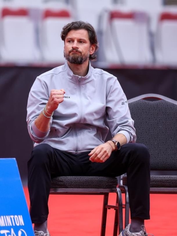 Prancūzijos badmintono žvaigždes treniruojantis K. Navickas sukauptas ...