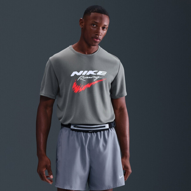 NIKE MILER DRI-FIT UV marškinėliai | Sportland