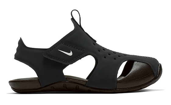 Nike | Prekiniai ženklai | Pirk internetu - Sportland